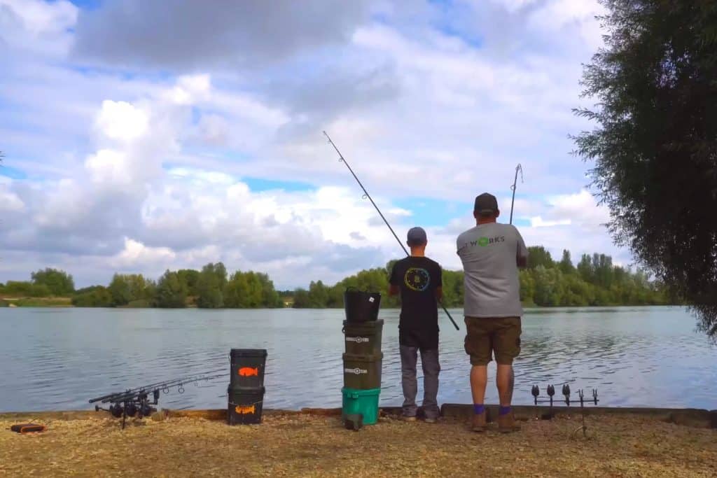 Oxfordshire Carp Fishing Lakes Near Me - Discover The Best Fishing Spots