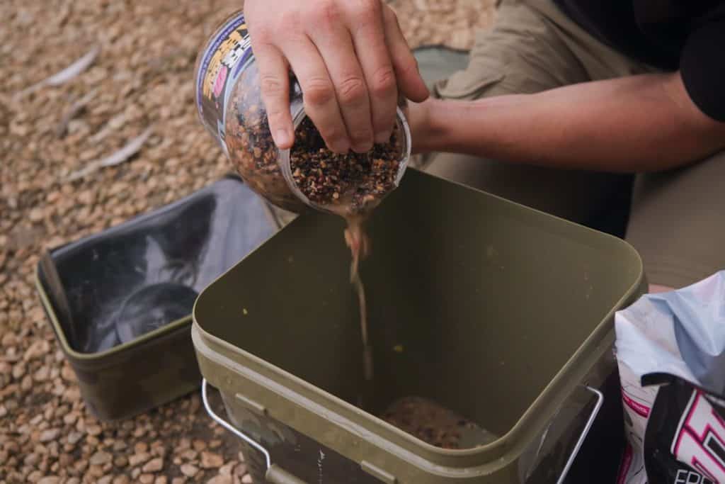 Particle Baits for UK Carp Fishing: A Comprehensive Guide